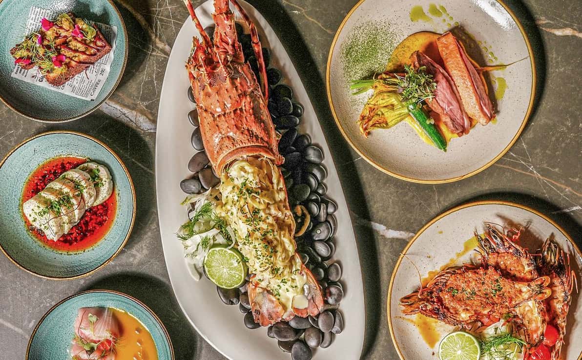 Mr Edward's Alehouse & Kitchen: 50% off the first table of the night ...