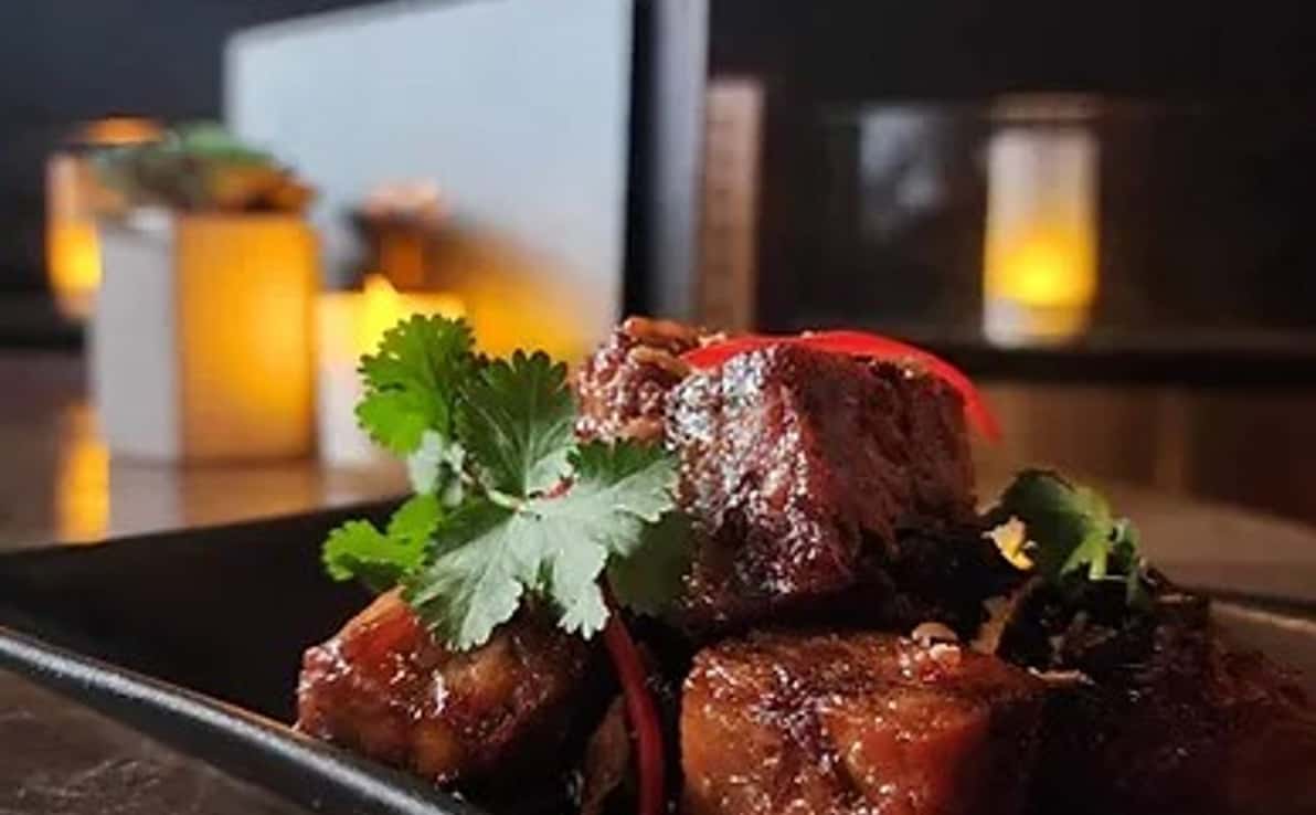 Strato Melbourne: 50% off the first table of the night with First Table