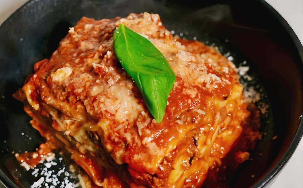 Philhellene: 50% off the first table of the night with First Table