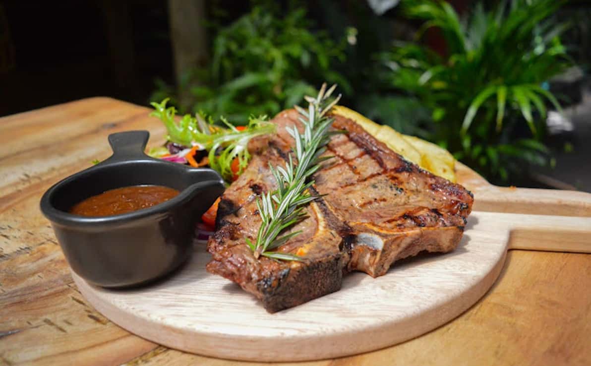 Olive & Zaatar: 50% off the first table of the night with First Table